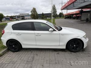 Balts BMW 118 2008 Rīga, ar dzinēja tilpumu 2.00 L un nobraukumu 237 tūkst. km par 3500 €, foto 5 vietnē AUTOMOTO.COM.LV