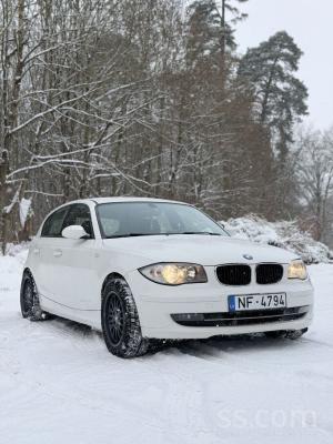 White BMW 118 2009 in Bauska, with an engine capacity of 2.00 L and mileage of 302 thousand km for 5195 €, photo  on AUTOMOTO.COM.LV
