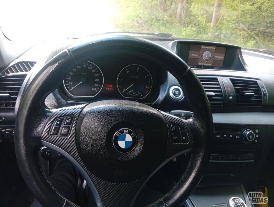 White BMW 118 2009 in Vilnius, with an engine capacity of 1.80 L and mileage of 400 thousand km for 2800 €, photo 11 on AUTOMOTO.COM.LV