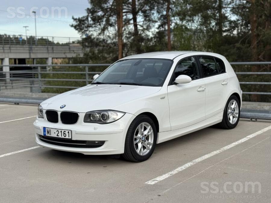 Balts BMW 118 2009 Rīga, ar dzinēja tilpumu 2.00 L un nobraukumu 248 tūkst. km par 4100 €, foto 3 vietnē AUTOMOTO.COM.LV