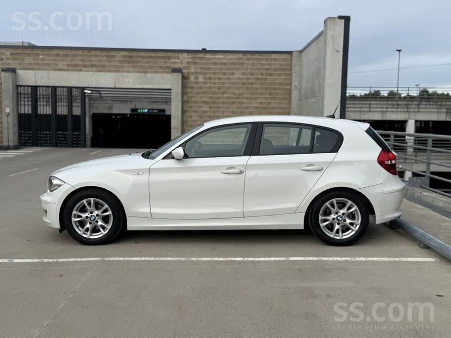 Balts BMW 118 2009 Rīga, ar dzinēja tilpumu 2.00 L un nobraukumu 248 tūkst. km par 4100 €, foto 4 vietnē AUTOMOTO.COM.LV