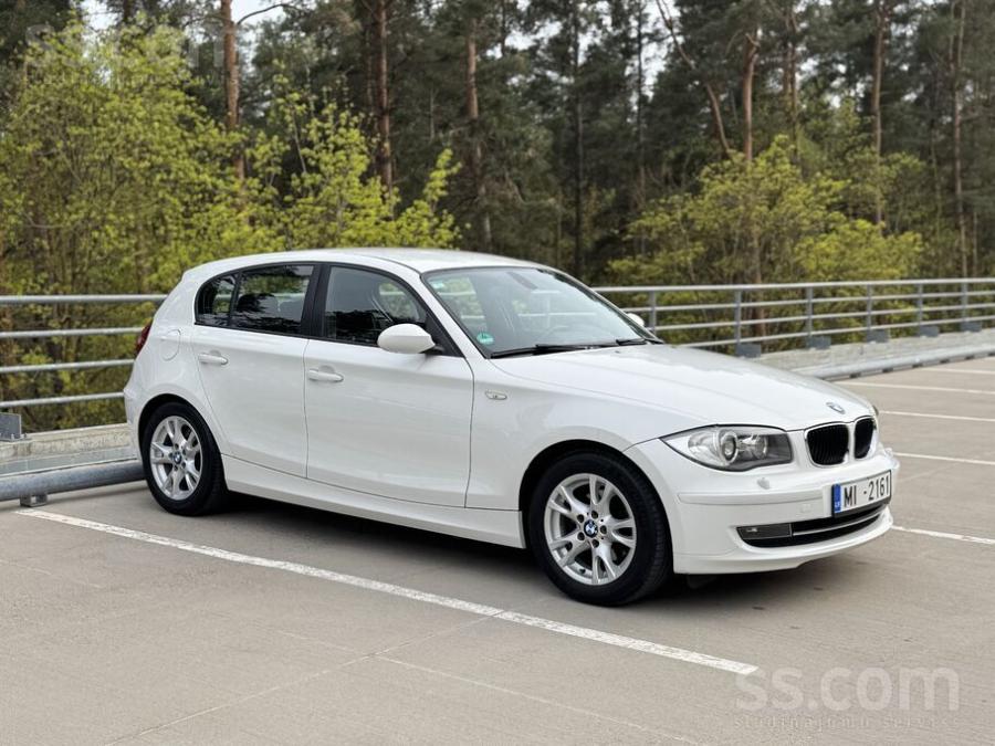 Balts BMW 118 2009 Rīga, ar dzinēja tilpumu 2.00 L un nobraukumu 248 tūkst. km par 4100 €, foto 9 vietnē AUTOMOTO.COM.LV