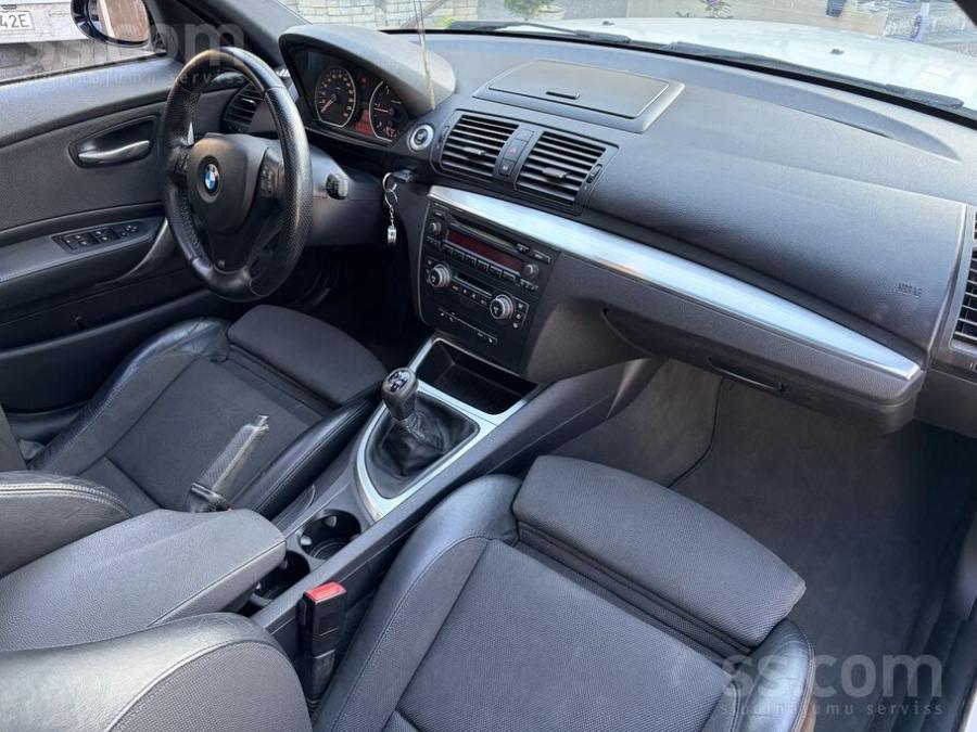 Balts BMW 118 2009 Daugavpils, ar dzinēja tilpumu 2.00 L un nobraukumu 273 tūkst. km par 4850 €, foto 26 vietnē AUTOMOTO.COM.LV
