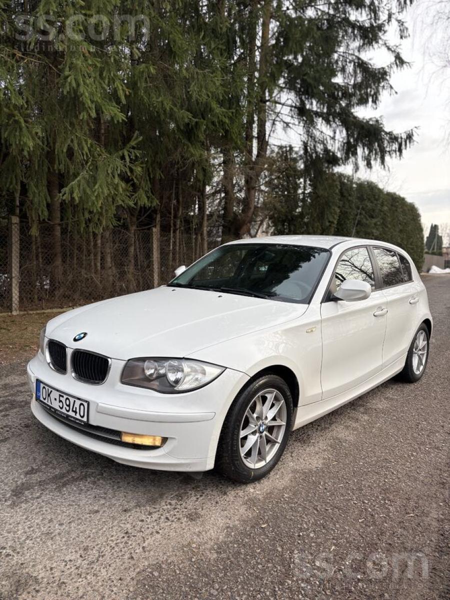 Balts BMW 118 2009 Jelgava, ar dzinēja tilpumu 2.00 L un nobraukumu 261 tūkst. km par 3300 €, foto 1 vietnē AUTOMOTO.COM.LV