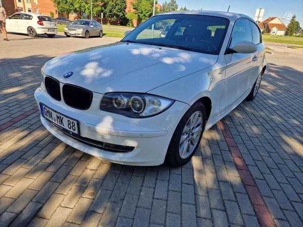 Balts BMW 118 2009 Kauņa, ar dzinēja tilpumu 2.00 L un nobraukumu 289 tūkst. km par 3950 €, foto 1 vietnē AUTOMOTO.COM.LV