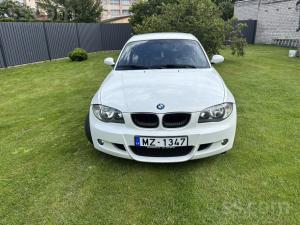 White BMW 118 2009 in Liepaja, with an engine capacity of 2.00 L and mileage of 231 thousand km for 3700 €, photo 5 on AUTOMOTO.COM.LV