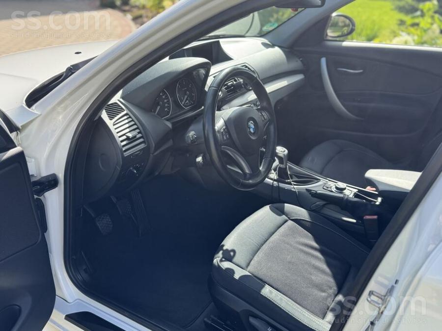 Balts BMW 118 2009 Rīga, ar dzinēja tilpumu 2.00 L un nobraukumu 254 tūkst. km par 3900 €, foto 11 vietnē AUTOMOTO.COM.LV