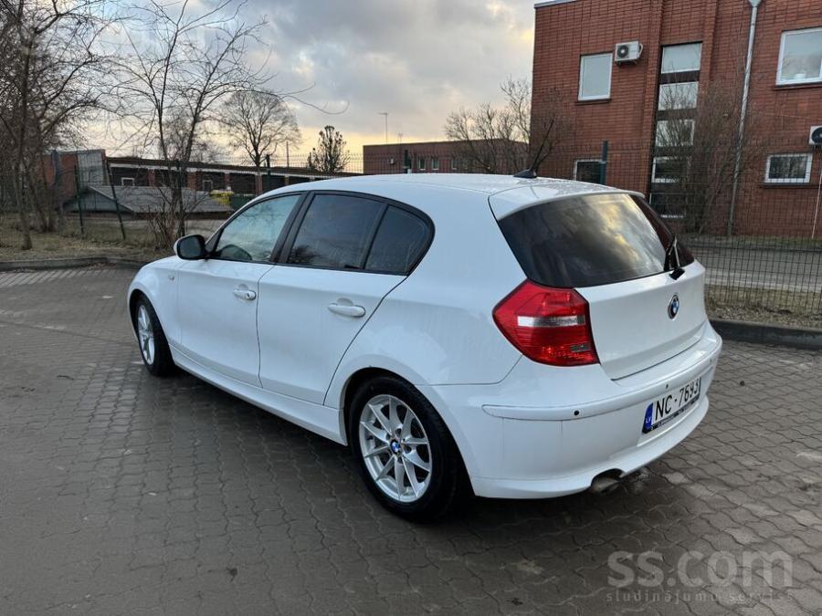 White BMW 118 2010 in Dobele, with an engine capacity of 2.00 L and mileage of 0 thousand km for 3300 €, photo 7 on AUTOMOTO.COM.LV