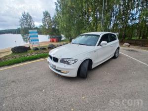 Balts BMW 118 2010 Rīga, ar dzinēja tilpumu 2.00 L un nobraukumu 280 tūkst. km par 3900 €, foto  vietnē AUTOMOTO.COM.LV