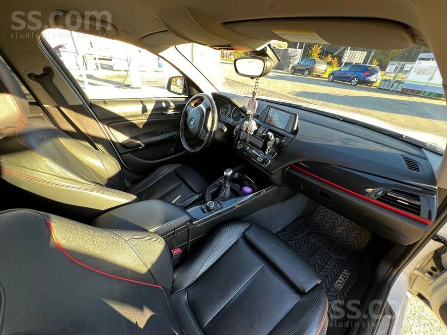 Balts BMW 118 2011 Rīga, ar dzinēja tilpumu 2.00 L un nobraukumu 271 tūkst. km par 5500 €, foto 5 vietnē AUTOMOTO.COM.LV