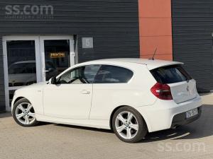 White BMW 118 2011 in Cesis, with an engine capacity of 2.00 L and mileage of 282 thousand km for 5890 €, photo 5 on AUTOMOTO.COM.LV