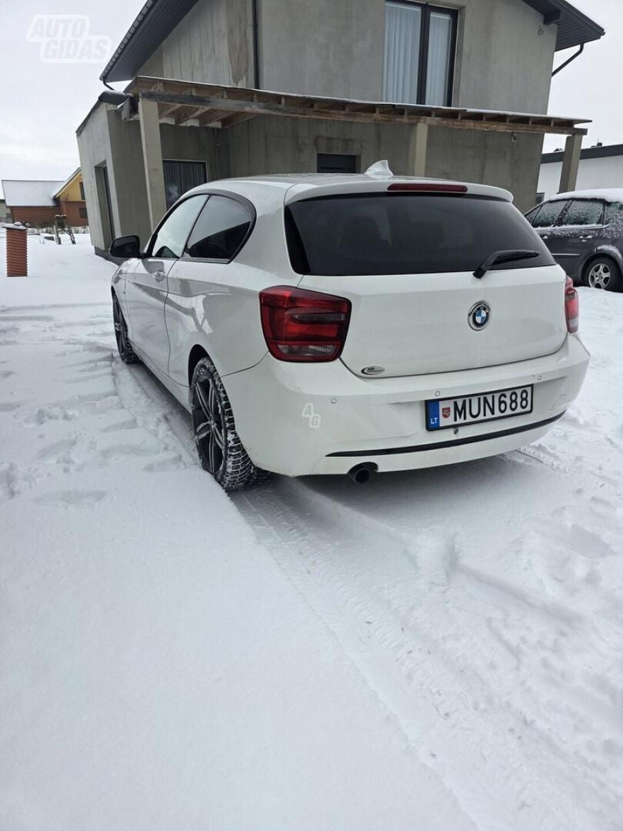 Balts BMW 118 2012 Kauņa, ar dzinēja tilpumu 2.00 L un nobraukumu 233 tūkst. km par 7000 €, foto 5 vietnē AUTOMOTO.COM.LV