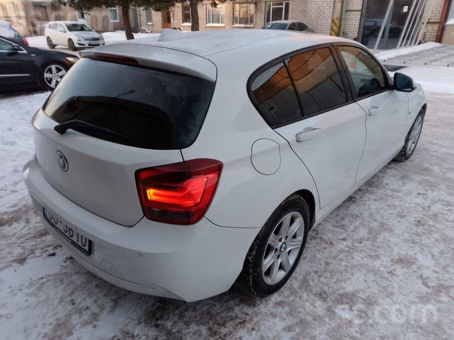 White BMW 118 2012 in Liepaja, with an engine capacity of 1.60 L and mileage of 199 thousand km for 6450 €, photo 3 on AUTOMOTO.COM.LV