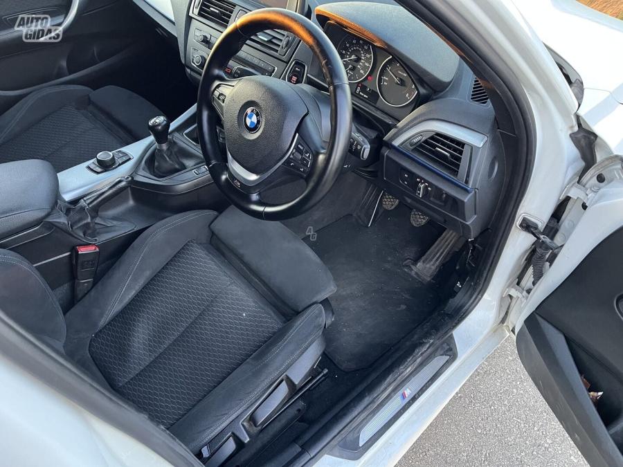 White BMW 118 2012 in Ariogala, with an engine capacity of 2.00 L and mileage of 265 thousand km for 2650 €, photo 8 on AUTOMOTO.COM.LV
