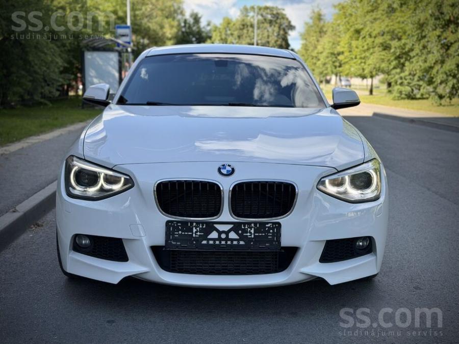 White BMW 118 2012 in Jelgava, with an engine capacity of 2.00 L and mileage of 292 thousand km for 8700 €, photo 3 on AUTOMOTO.COM.LV