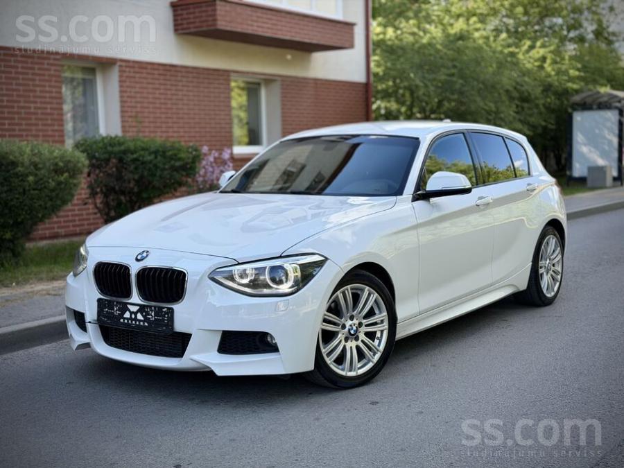 White BMW 118 2012 in Jelgava, with an engine capacity of 2.00 L and mileage of 292 thousand km for 8700 €, photo 4 on AUTOMOTO.COM.LV