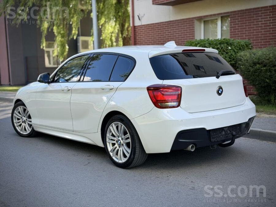 White BMW 118 2012 in Jelgava, with an engine capacity of 2.00 L and mileage of 292 thousand km for 8700 €, photo 6 on AUTOMOTO.COM.LV
