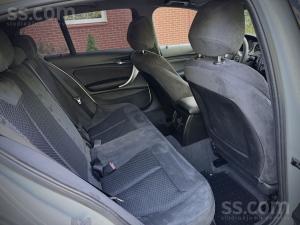 White BMW 118 2012 in Jelgava, with an engine capacity of 2.00 L and mileage of 292 thousand km for 8700 €, photo 16 on AUTOMOTO.COM.LV