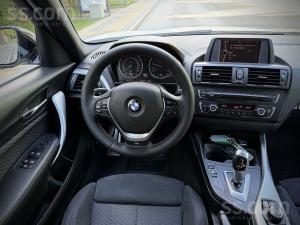 White BMW 118 2012 in Jelgava, with an engine capacity of 2.00 L and mileage of 292 thousand km for 8700 €, photo 19 on AUTOMOTO.COM.LV