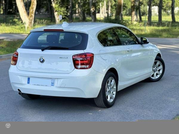 Balts BMW 118 2012 Tauragė, ar dzinēja tilpumu 2.00 L un nobraukumu 130 tūkst. km par 7499 €, foto 4 vietnē AUTOMOTO.COM.LV