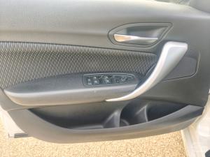 Balts BMW 118 2012 Raseiniai, ar dzinēja tilpumu 2.00 L un nobraukumu 244 tūkst. km par 4750 €, foto 30 vietnē AUTOMOTO.COM.LV