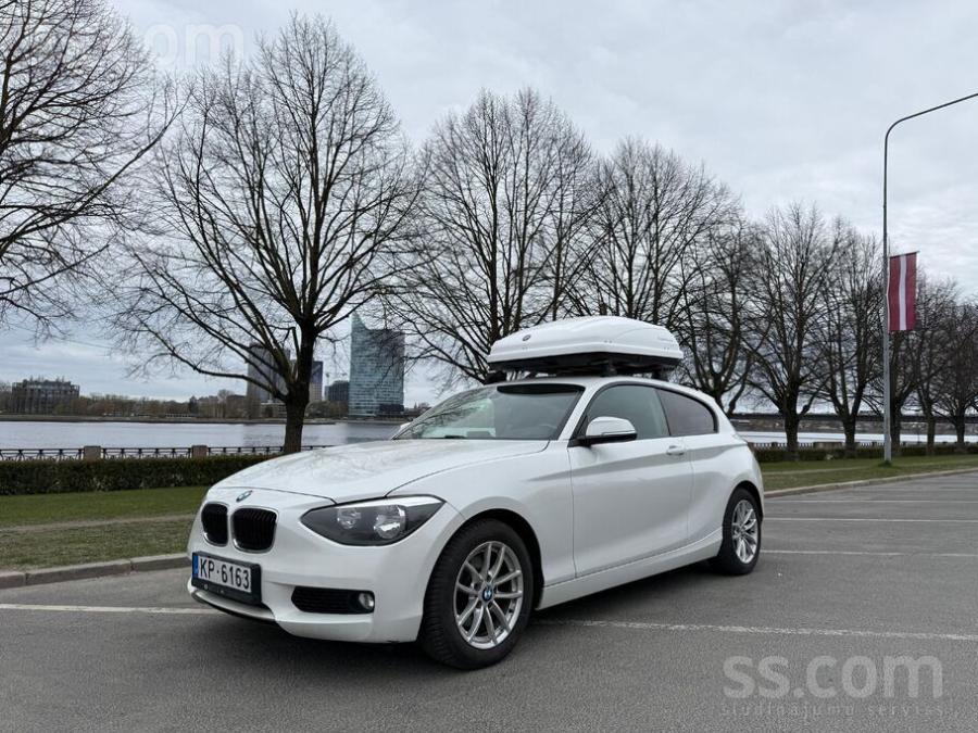 White BMW 118 2013 in Jurmala, with an engine capacity of 1.60 L and mileage of 266 thousand km for 5900 €, photo 1 on AUTOMOTO.COM.LV