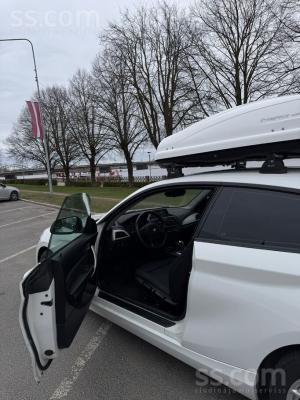 White BMW 118 2013 in Jurmala, with an engine capacity of 1.60 L and mileage of 266 thousand km for 5900 €, photo 8 on AUTOMOTO.COM.LV