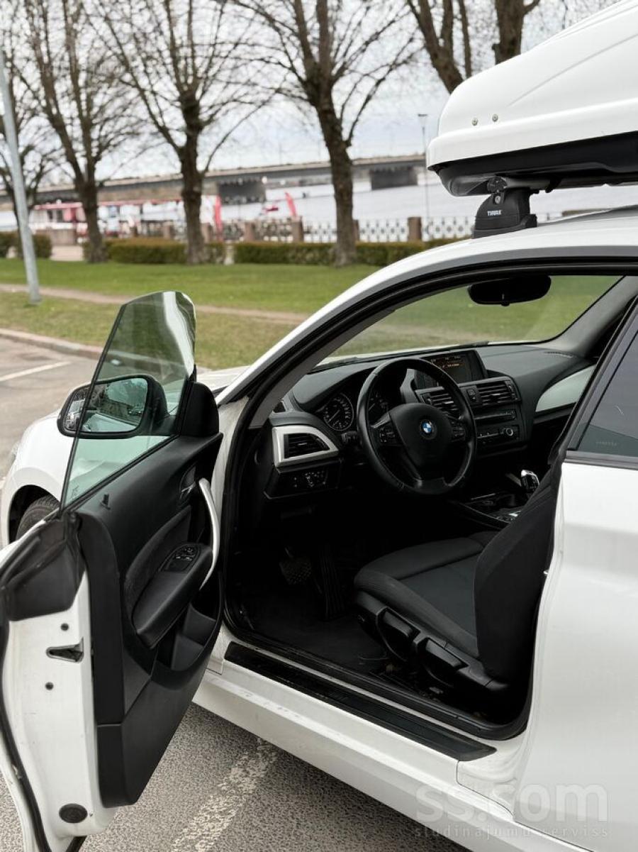 White BMW 118 2013 in Jurmala, with an engine capacity of 1.60 L and mileage of 266 thousand km for 5900 €, photo 9 on AUTOMOTO.COM.LV