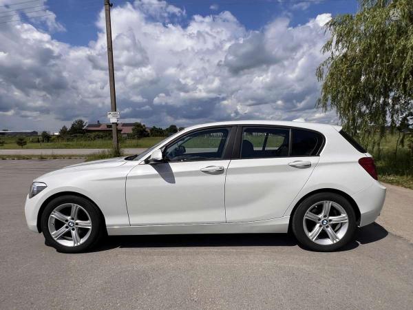 White BMW 118 2013 in Kaunas, with an engine capacity of 2.00 L and mileage of 229 thousand km for 7850 €, photo 5 on AUTOMOTO.COM.LV