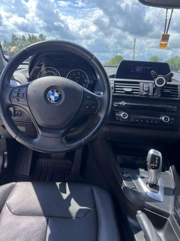 White BMW 118 2013 in Kaunas, with an engine capacity of 2.00 L and mileage of 229 thousand km for 7850 €, photo 7 on AUTOMOTO.COM.LV