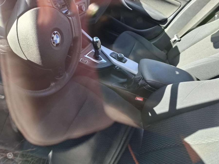 Balts BMW 118 2014 Kauņa, ar dzinēja tilpumu 2.00 L un nobraukumu 223 tūkst. km par 4700 €, foto 6 vietnē AUTOMOTO.COM.LV