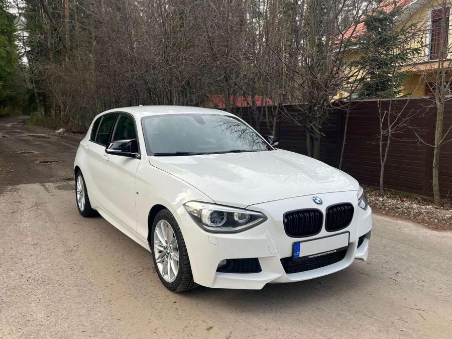 White BMW 118 2014 in Vilnius, with an engine capacity of 2.00 L and mileage of 233 thousand km for 7500 €, photo 2 on AUTOMOTO.COM.LV