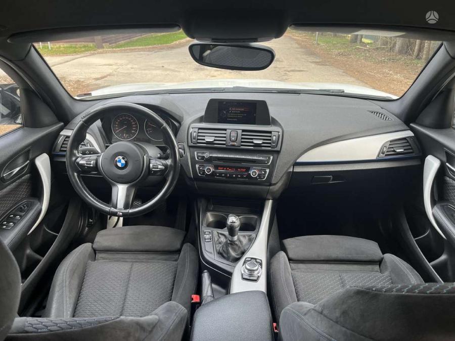 White BMW 118 2014 in Vilnius, with an engine capacity of 2.00 L and mileage of 233 thousand km for 7500 €, photo 8 on AUTOMOTO.COM.LV