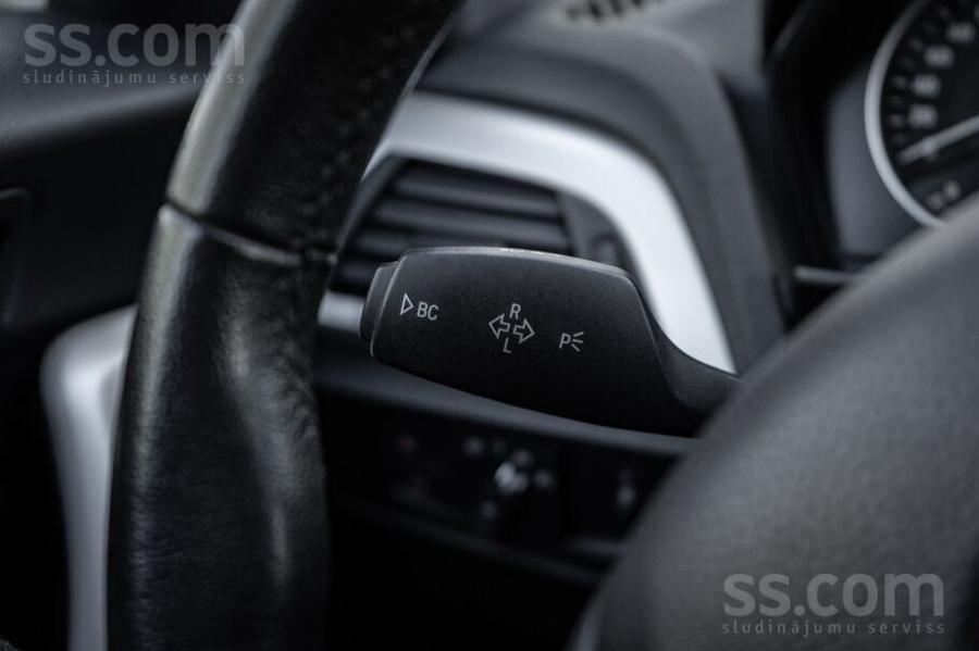 Balts BMW 118 2014 Rīga, ar dzinēja tilpumu 2.00 L un nobraukumu 202 tūkst. km par 6750 €, foto 16 vietnē AUTOMOTO.COM.LV