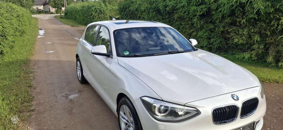 White BMW 118 2014 in Rokiskis, with an engine capacity of 2.00 L and mileage of 143 thousand km for 6200 €, photo 1 on AUTOMOTO.COM.LV
