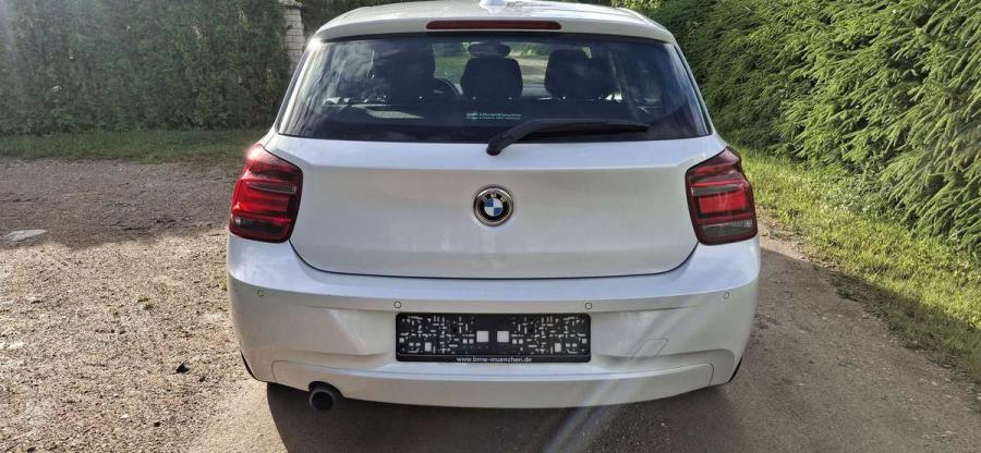 White BMW 118 2014 in Rokiskis, with an engine capacity of 2.00 L and mileage of 143 thousand km for 6200 €, photo 8 on AUTOMOTO.COM.LV