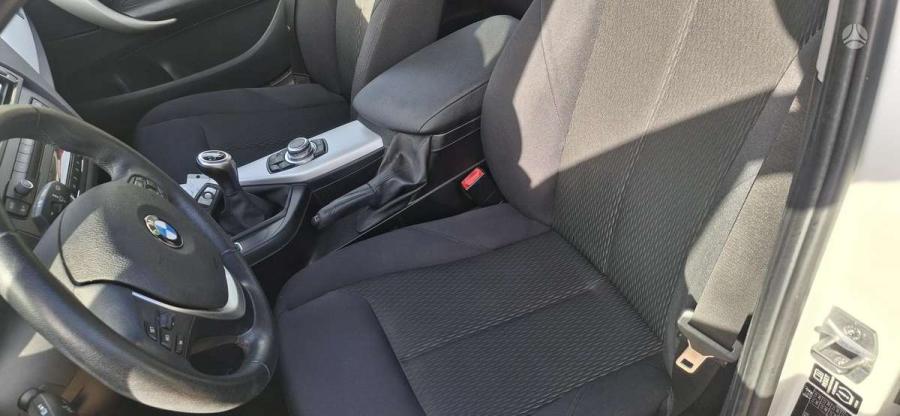 White BMW 118 2014 in Rokiskis, with an engine capacity of 2.00 L and mileage of 143 thousand km for 6200 €, photo 12 on AUTOMOTO.COM.LV