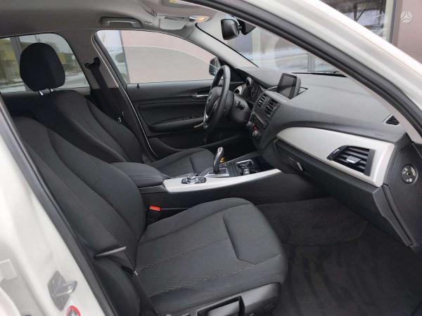 Balts BMW 118 2015 Viļņa, ar dzinēja tilpumu 2.00 L un nobraukumu 188 tūkst. km par 8200 €, foto 10 vietnē AUTOMOTO.COM.LV