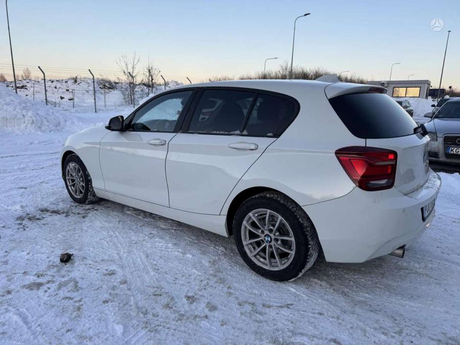 Balts BMW 118 2015 Viļņa, ar dzinēja tilpumu 2.00 L un nobraukumu 188 tūkst. km par 8300 €, foto 5 vietnē AUTOMOTO.COM.LV