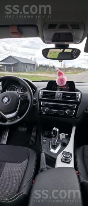 White BMW 118 2015 in Riga, with an engine capacity of 2.00 L and mileage of 230 thousand km for 8999 €, photo 7 on AUTOMOTO.COM.LV