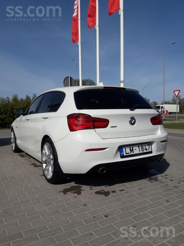 BMW 118 2015 in Jelgava on AUTOMOTO.COM.LV White BMW 118 2015 in Jelgava, with an engine capacity of 2.00 L and mileage of 187 thousand km for 9000 €, photo 4 on AUTOMOTO.COM.LV