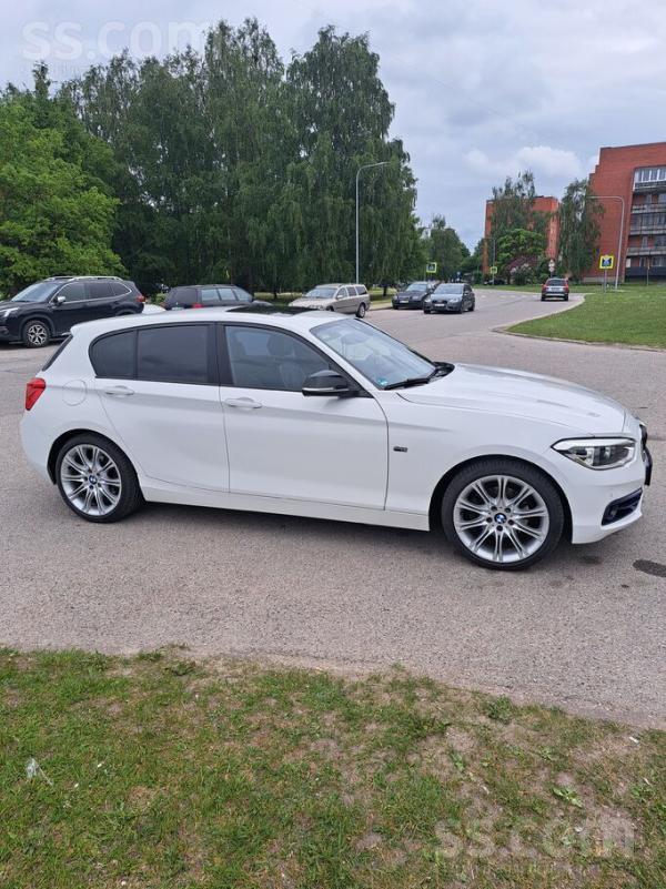 BMW 118 2015 in Jelgava on AUTOMOTO.COM.LV White BMW 118 2015 in Jelgava, with an engine capacity of 2.00 L and mileage of 187 thousand km for 9000 €, photo 10 on AUTOMOTO.COM.LV