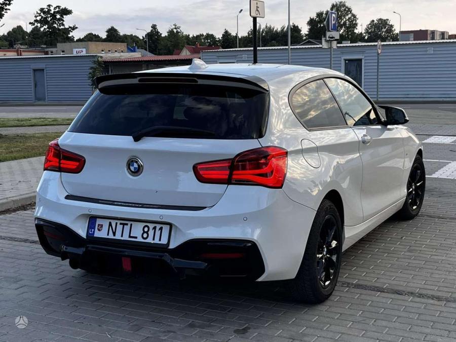 Balts BMW 118 2016 Ukmergė, ar dzinēja tilpumu 1.50 L un nobraukumu 111 tūkst. km par 9100 €, foto 12 vietnē AUTOMOTO.COM.LV