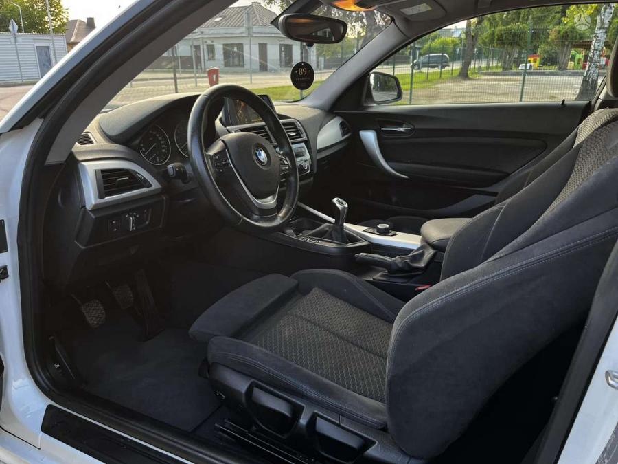 Balts BMW 118 2016 Ukmergė, ar dzinēja tilpumu 1.50 L un nobraukumu 111 tūkst. km par 9100 €, foto 21 vietnē AUTOMOTO.COM.LV