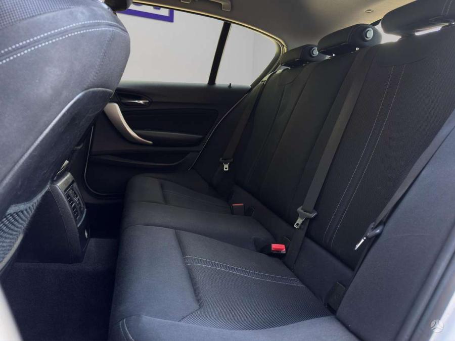 White BMW 118 2018 in Klaipeda, with an engine capacity of 1.50 L and mileage of 252 thousand km for 10499 €, photo 12 on AUTOMOTO.COM.LV