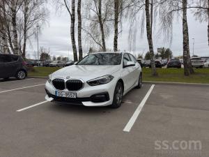 White BMW 118 2019 in Riga, with an engine capacity of 1.50 L and mileage of 71 thousand km for 14500 €, photo  on AUTOMOTO.COM.LV