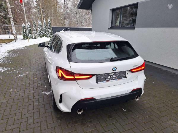 Balts BMW 118 2020 Kauņa, ar dzinēja tilpumu 2.00 L un nobraukumu 277 tūkst. km par 13500 €, foto 7 vietnē AUTOMOTO.COM.LV