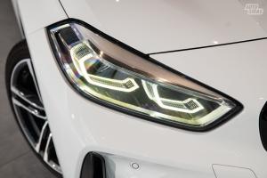 White BMW 118 2020 in Kaunas, with an engine capacity of 1.50 L and mileage of 110 thousand km for 18771 €, photo 5 on AUTOMOTO.COM.LV