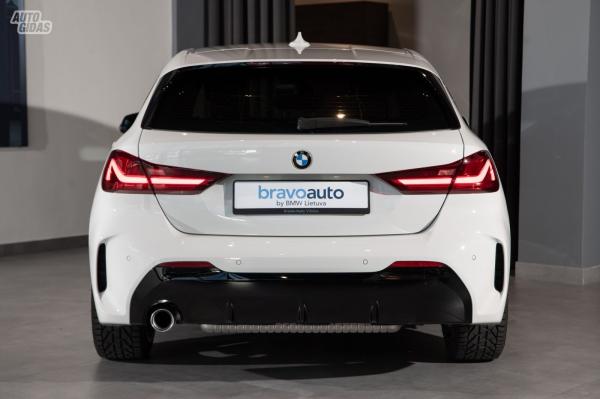 Balts BMW 118 2020 Kauņa, ar dzinēja tilpumu 1.50 L un nobraukumu 110 tūkst. km par 18771 €, foto 6 vietnē AUTOMOTO.COM.LV