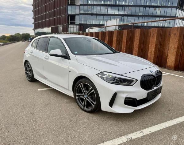 Balts BMW 118 2020 Kauņa, ar dzinēja tilpumu 2.00 L un nobraukumu 239 tūkst. km par 14600 €, foto 8 vietnē AUTOMOTO.COM.LV
